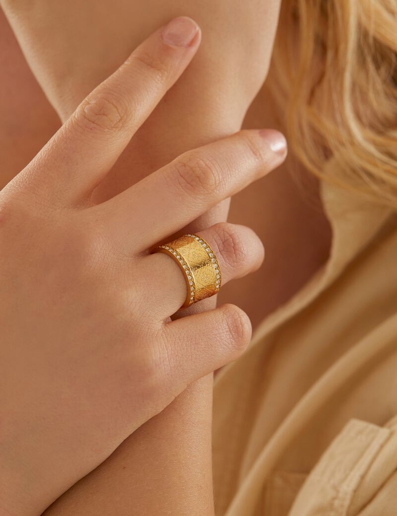 Shop GUESS Round Harmony Ring, Gold | GUESS UAE